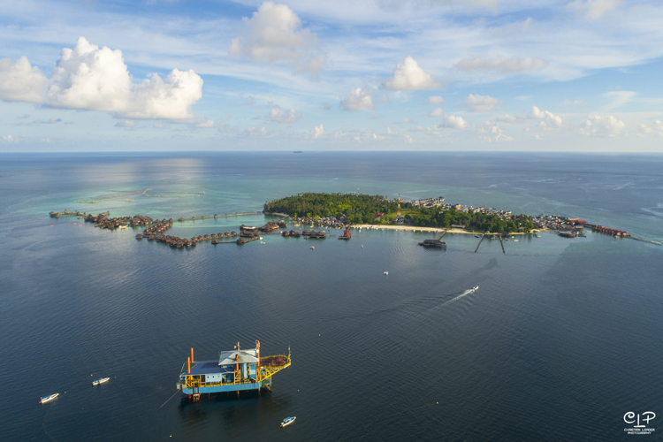 Best Dive Sites in Sabah - Seaventures Dive Rig