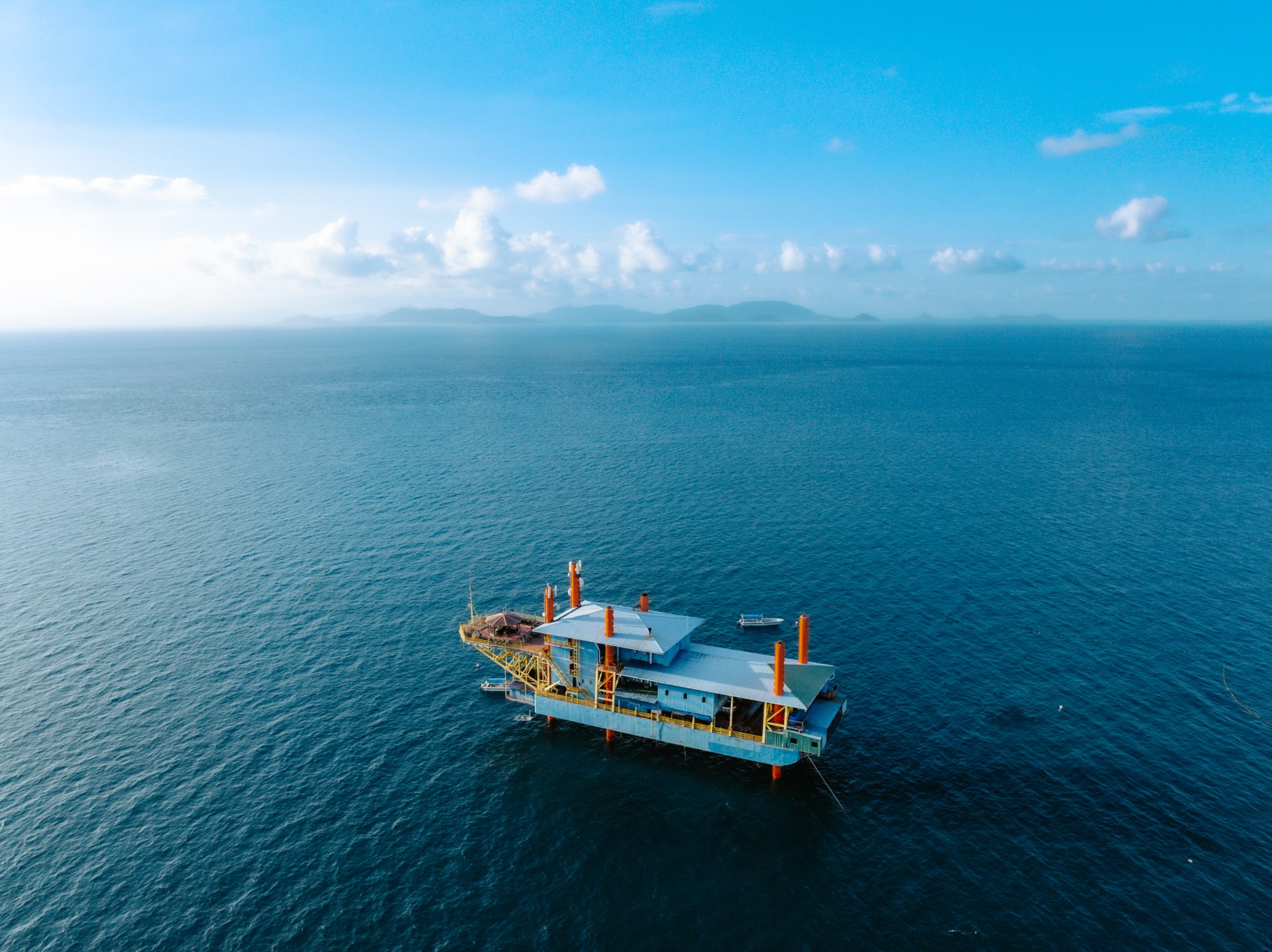 Why Dive from an Oil Rig? The Seaventures Experience - Seaventures Dive Rig